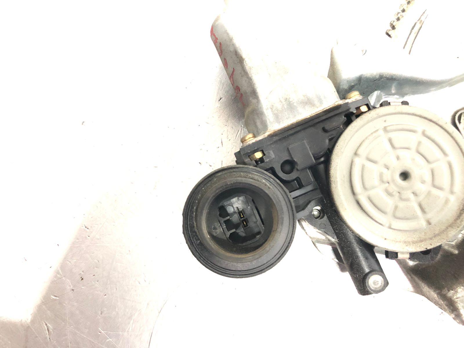 CREMAGLIERA ANTERIORE DESTRA TOYOTA Yaris Serie 85710-52030 (99>03)