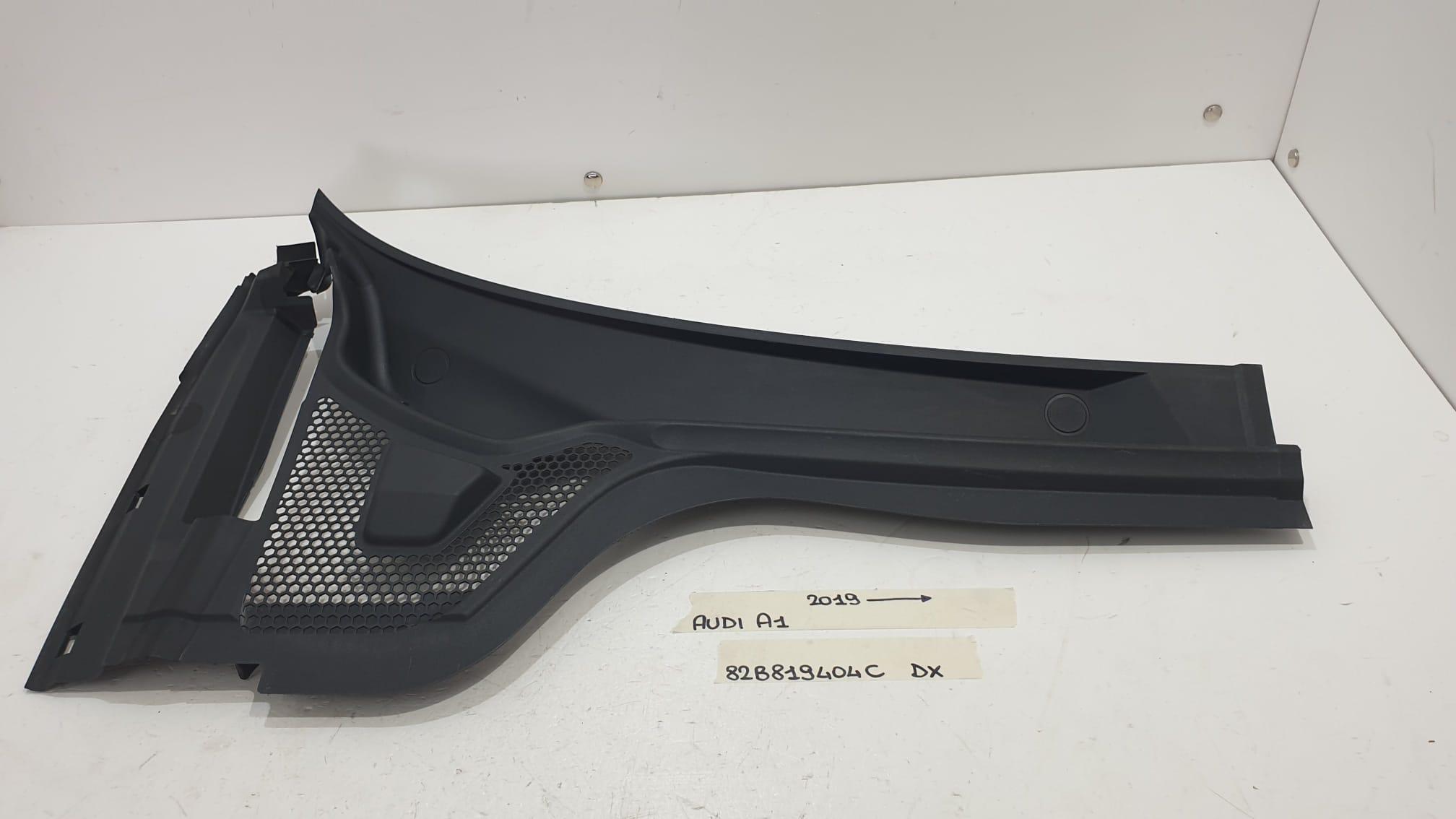 GRIGLIA GOCCIOLATOIO ANT. AUDI A1 Sportback (GBA) 82B819404C (18) 1406188