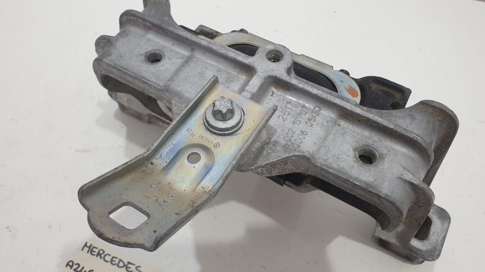 SUPPORTO MOTORE MERCEDES Classe A Serie (W176) A2462402617 Diesel 2.2 ...