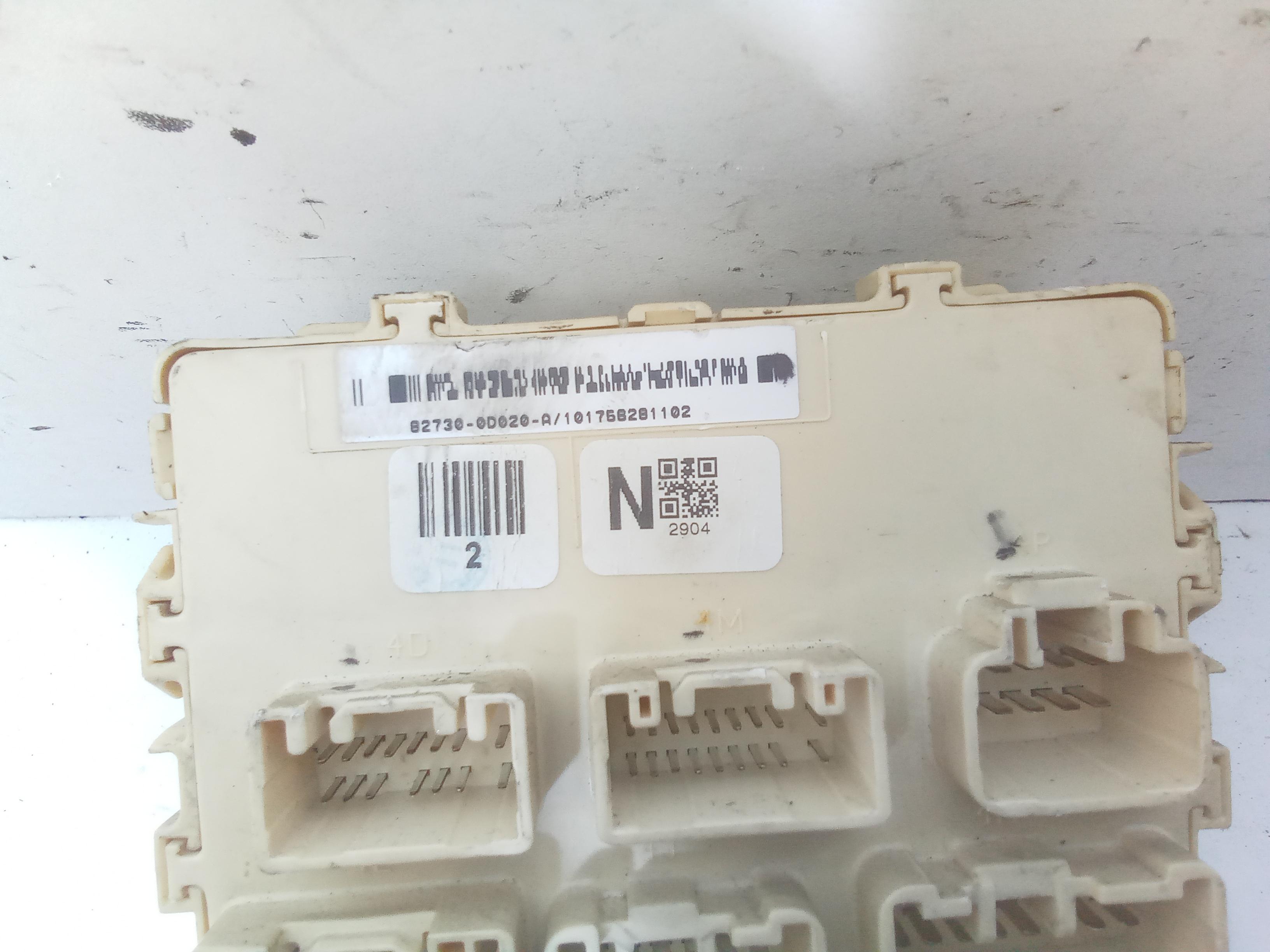 CENTRALINA PORTA FUSIBILI TOYOTA Yaris Serie 82730-0d020 Benzina 1000 ...