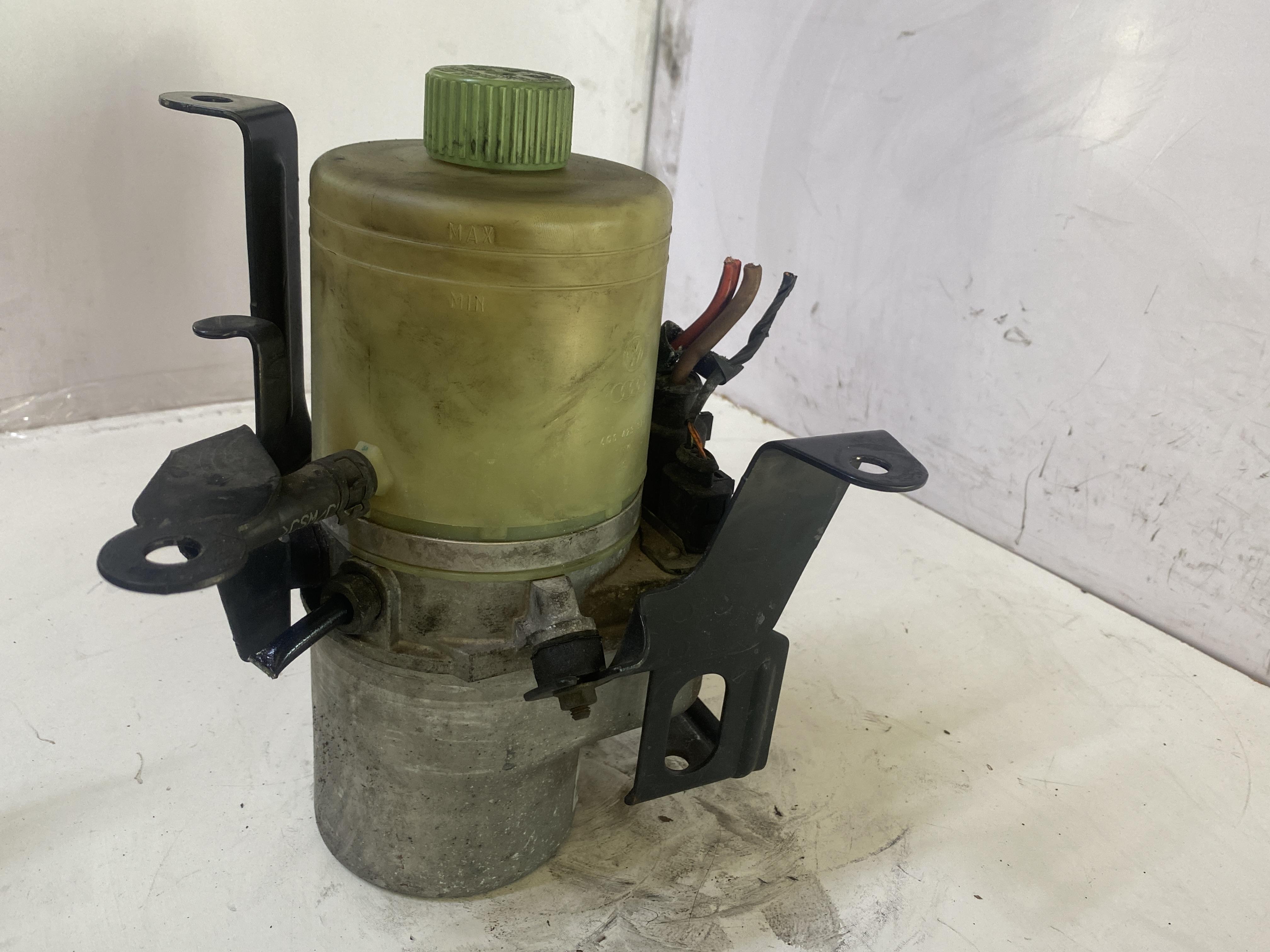 POMPA IDROGUIDA VOLKSWAGEN Polo 4° Serie 6 Q0 423 156 AD BNM, BWB ...