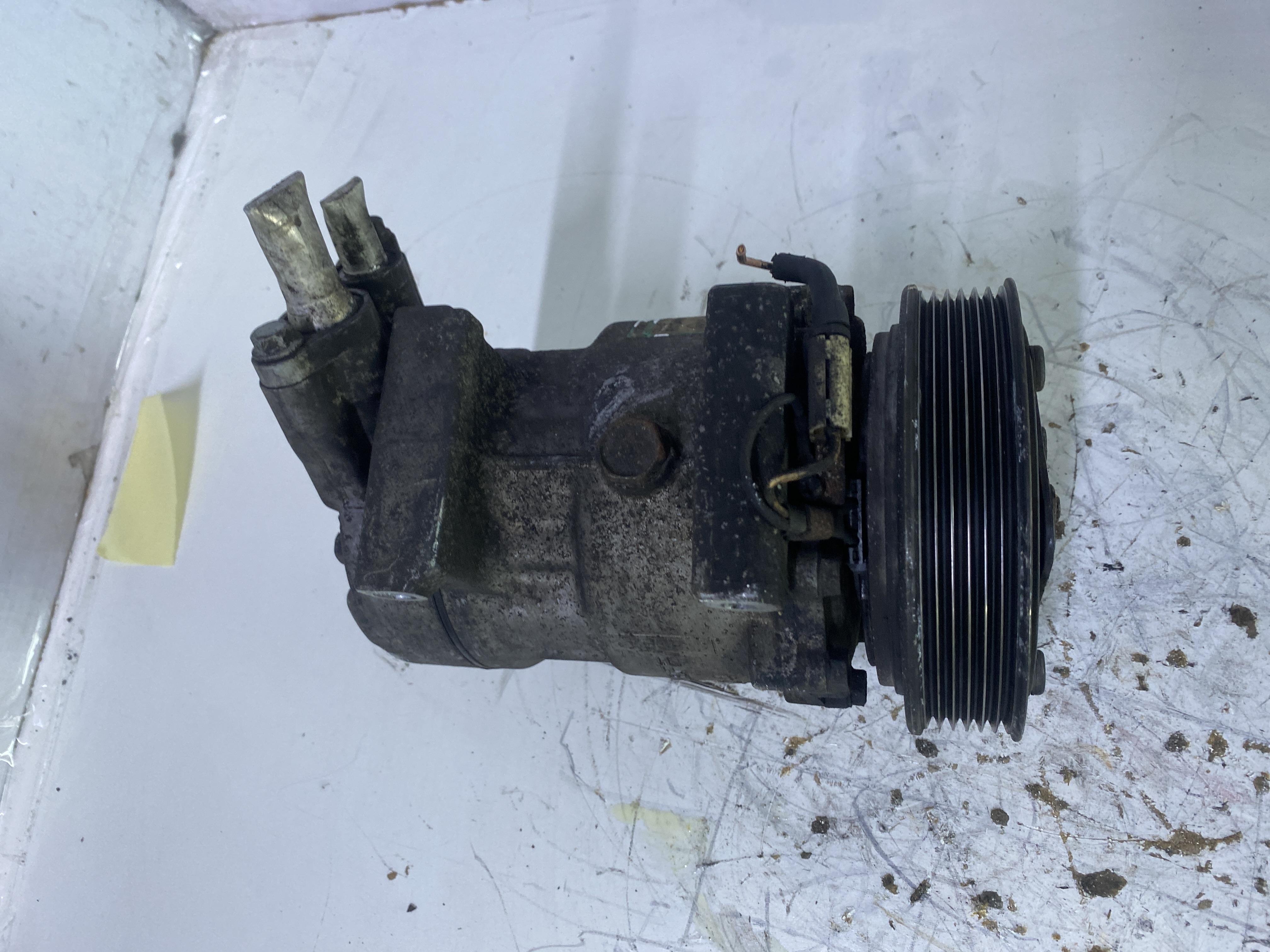 COMPRESSORE A/C RENAULT Kangoo 1° Serie 00451800 F9Q 782, F9Q 790 ...