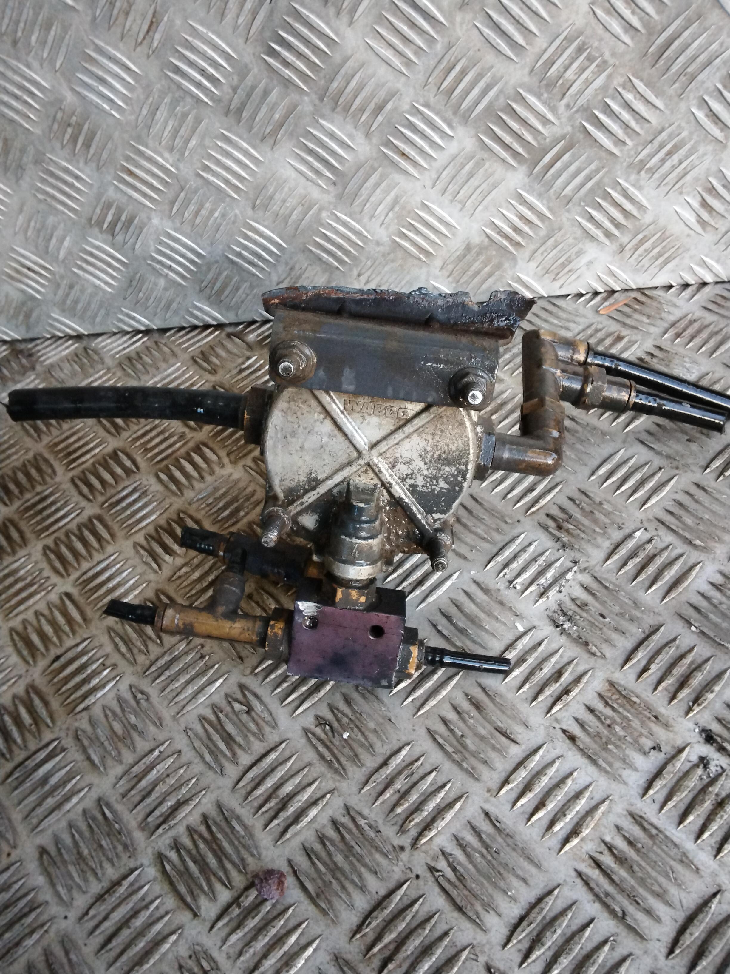 VALVOLA EBS VOLVO FH12 420 3173150 Diesel (95>)