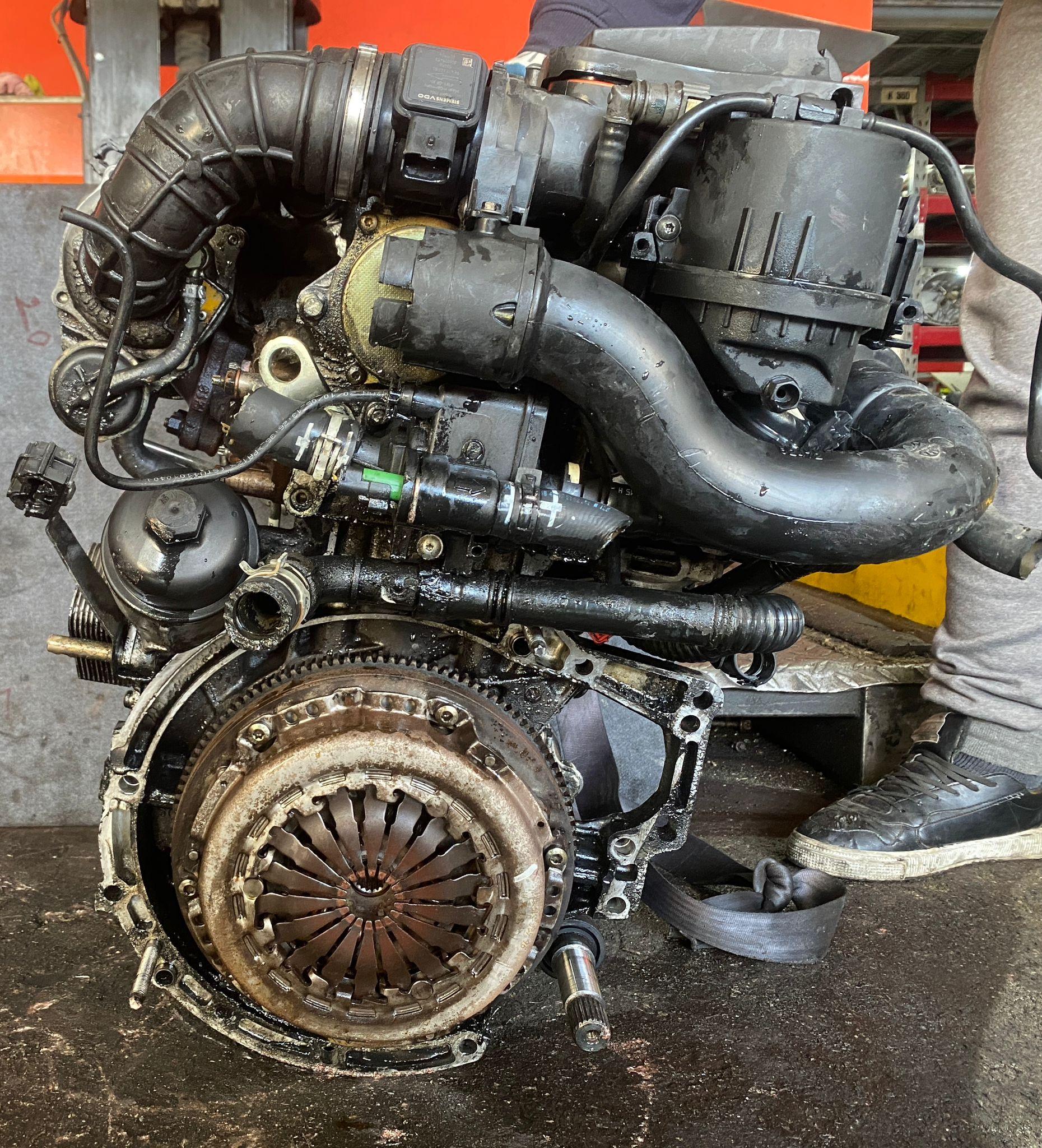 MOTORE COMPLETO PEUGEOT 206 S. Wagon 8HX (DV4TD) Diesel 1400 (02>07)