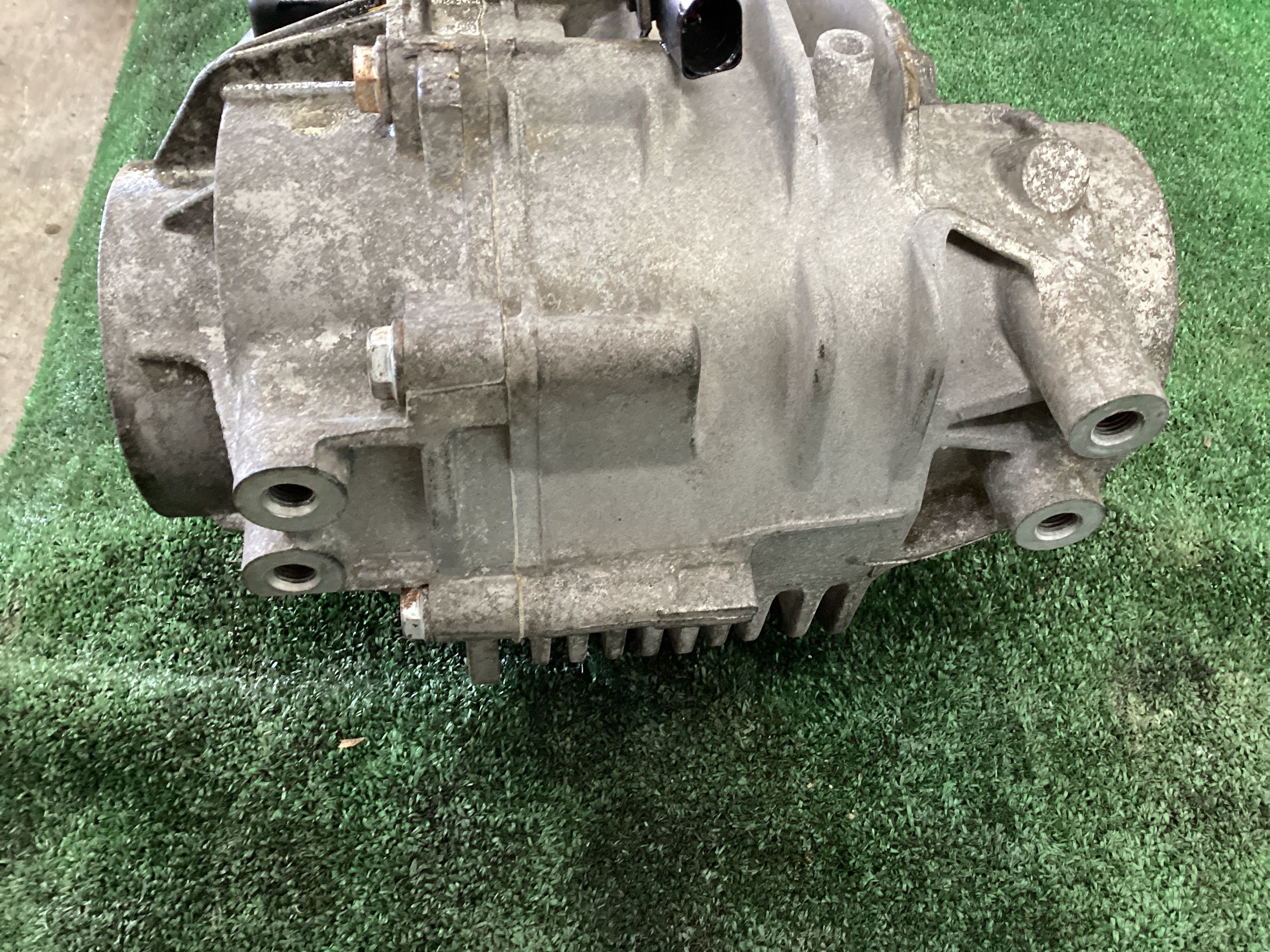 DIFFERENZIALE POSTERIORE VOLKSWAGEN Transporter T5 Serie 02W525010L ...