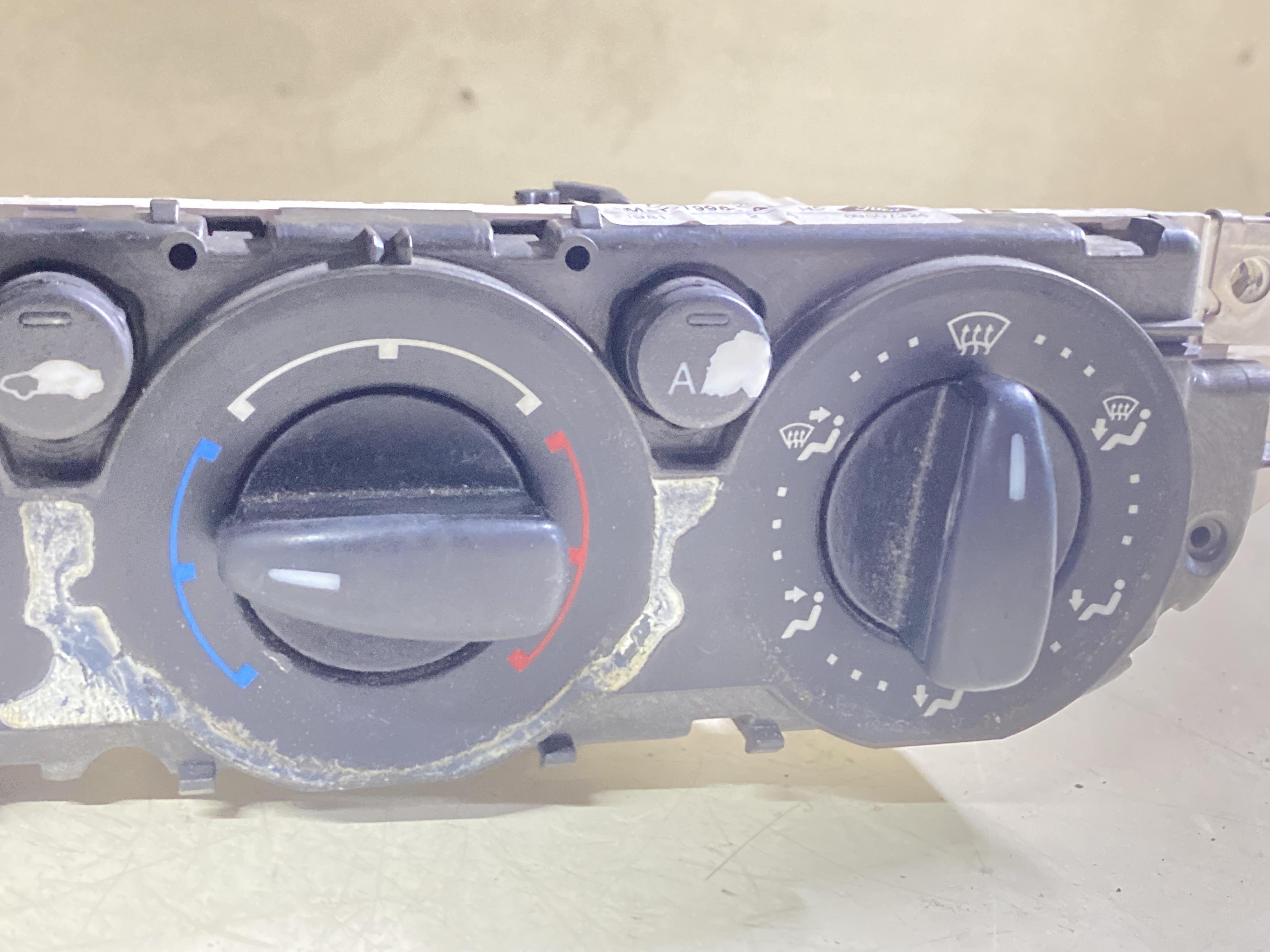 COMANDI CLIMA FORD Focus Berlina 2° Serie KKDA (01>04)