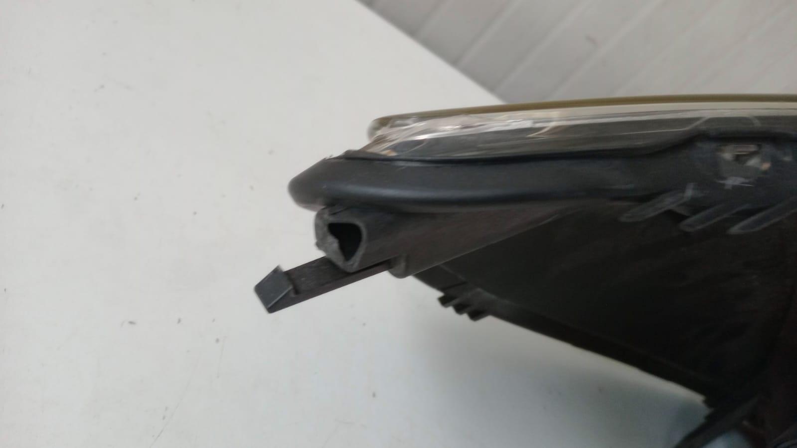 DACIA Sandero Serie II (12>20) FARO ANTERIORE DESTRO 8200733877