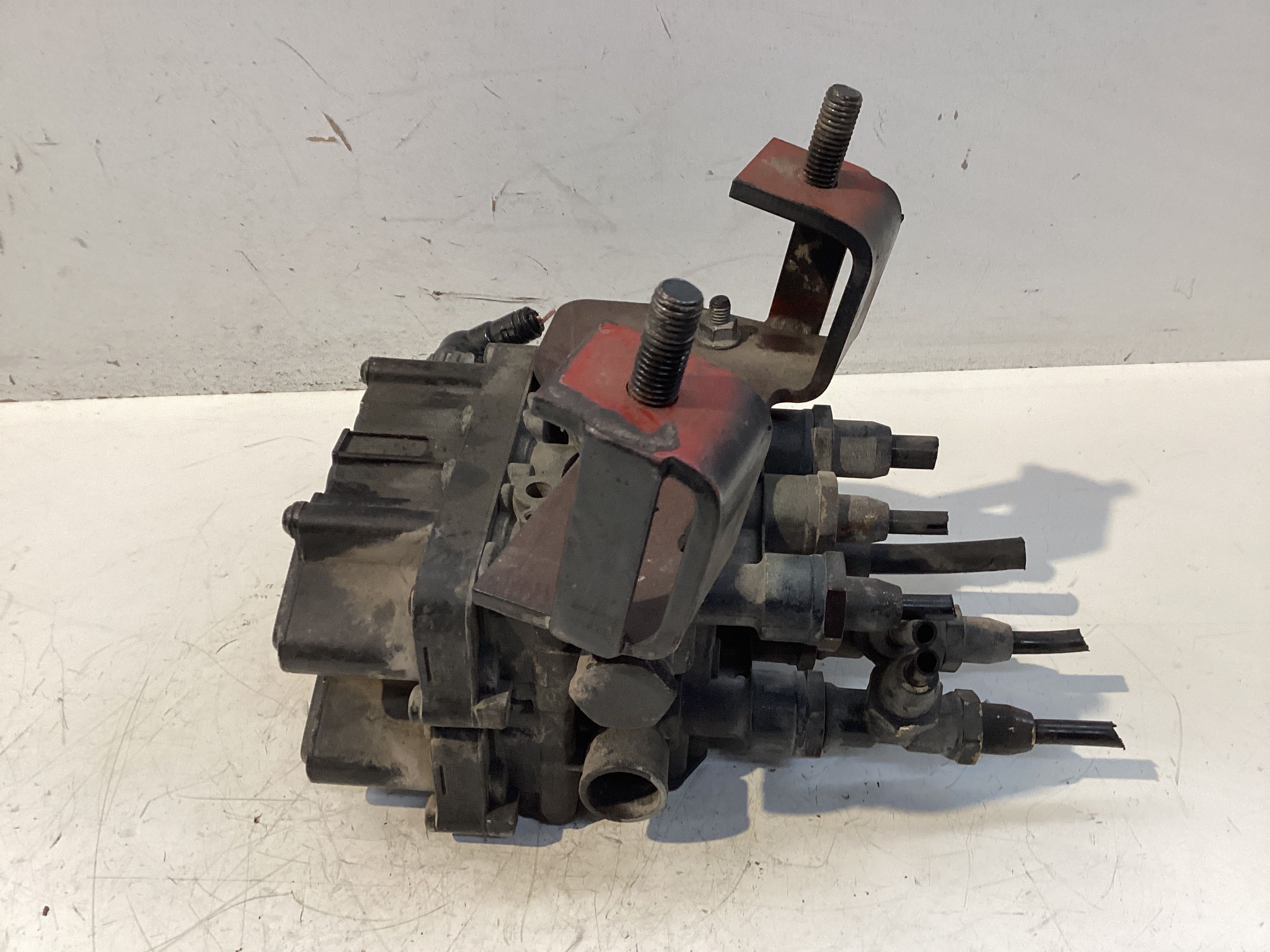 BLOCCO VALVOLA SOSPENSIONE IVECO Stralis 2° Serie 4728801030 Diesel ...