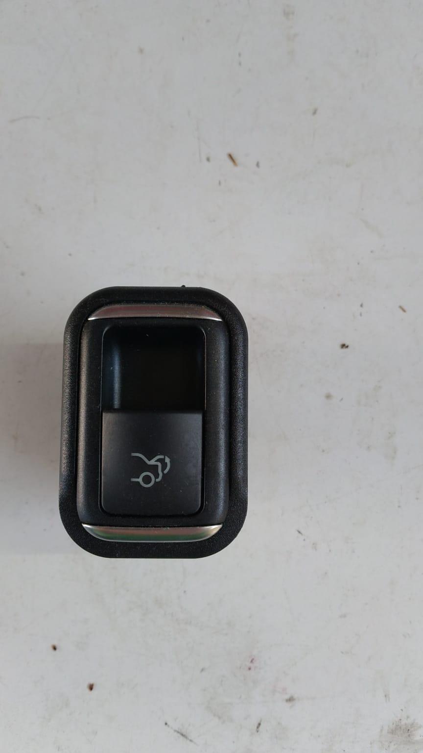 MERCEDES CLS W218 (10>17) PULSANTE APERTURA PORTELLONE POSTERIORE 276952