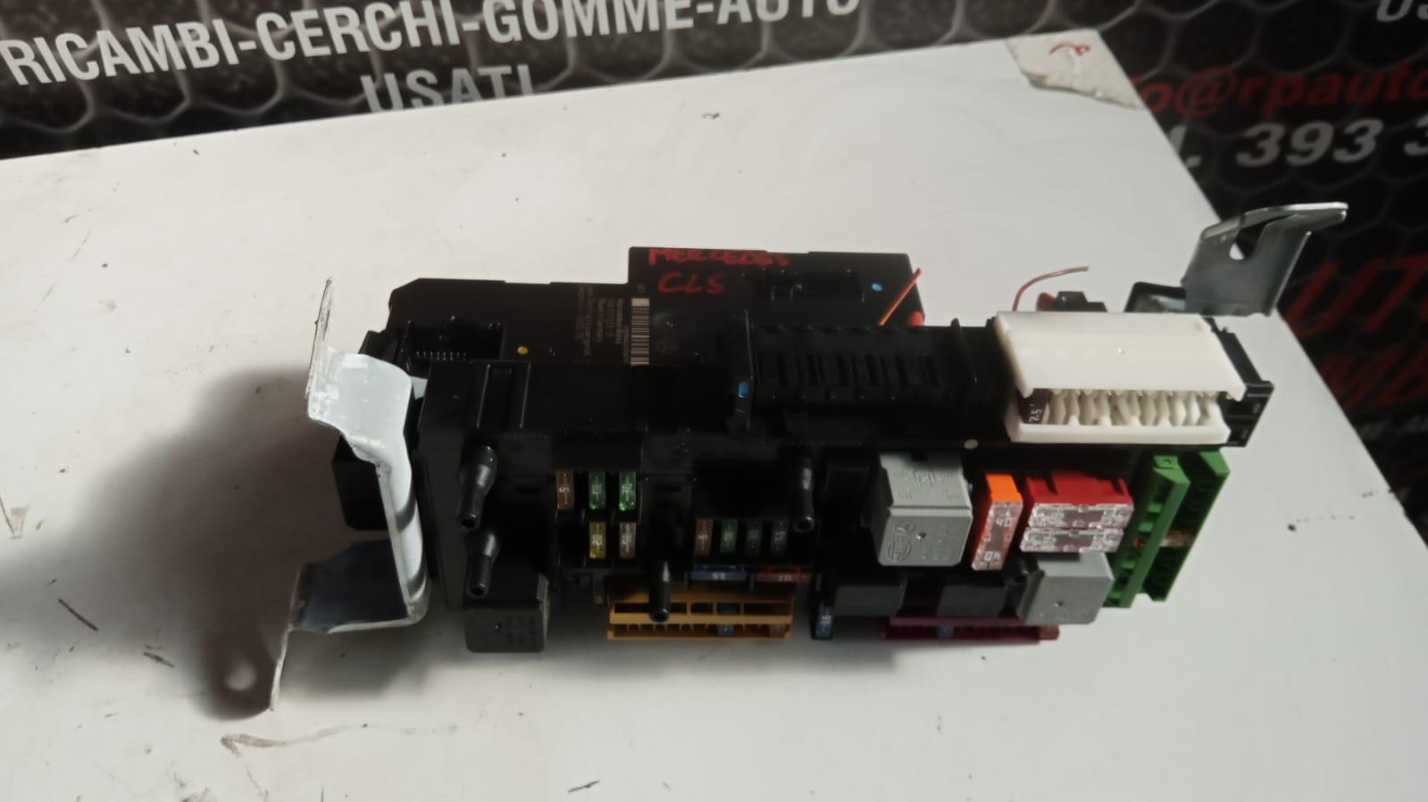 SCATOLA PORTA FUSIBILI MERCEDES CLS W218 5KD011023-15 276952 Benzina 3. ...