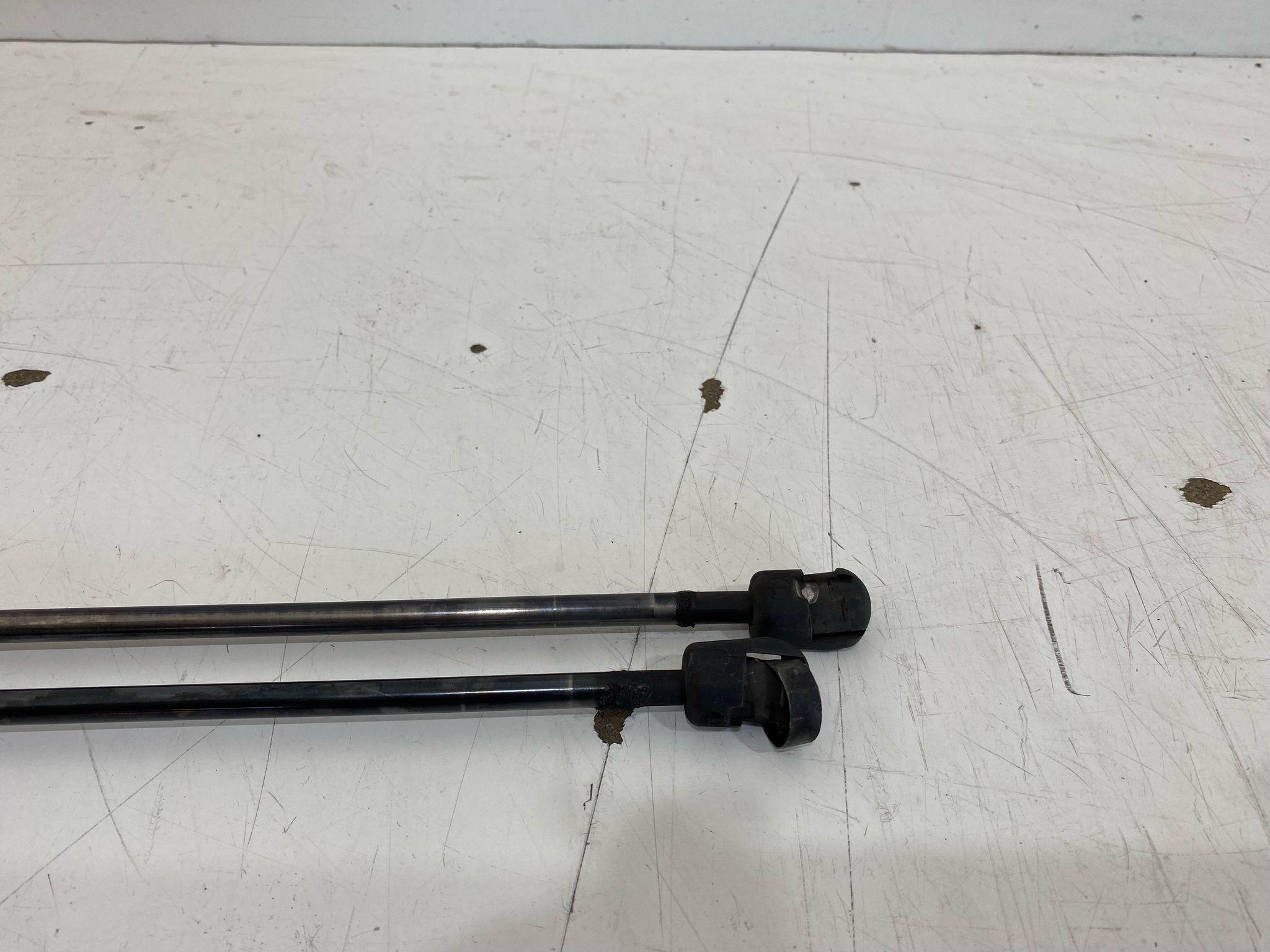 PISTONCINI COFANO POST. PER MINI Cooper 2° Serie (06>13) EUR 44,00 ...