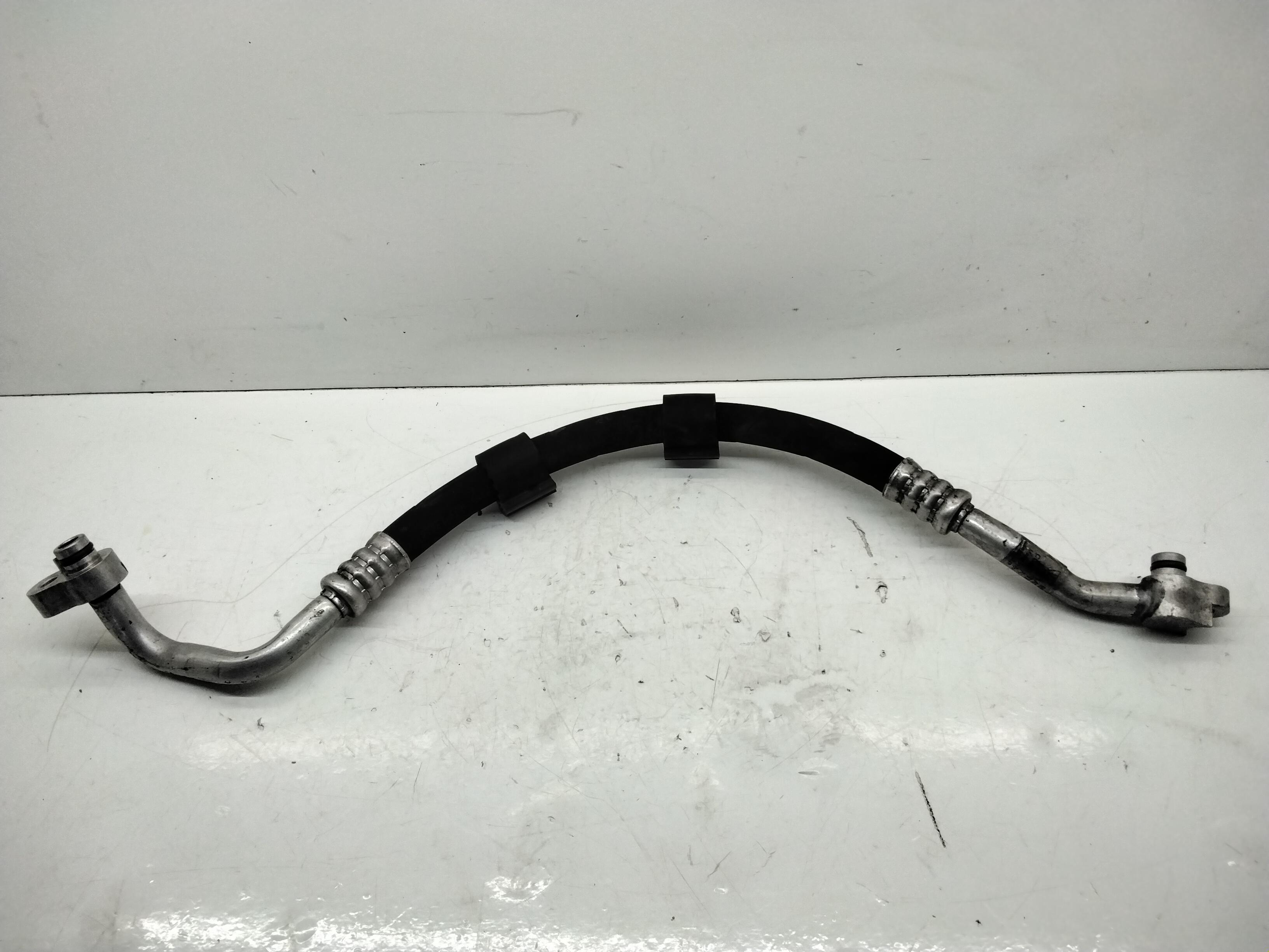 TUBO CONDENSATORE COMPRESSORE A/C PORSCHE Macan Serie 95B260701D Diesel ...