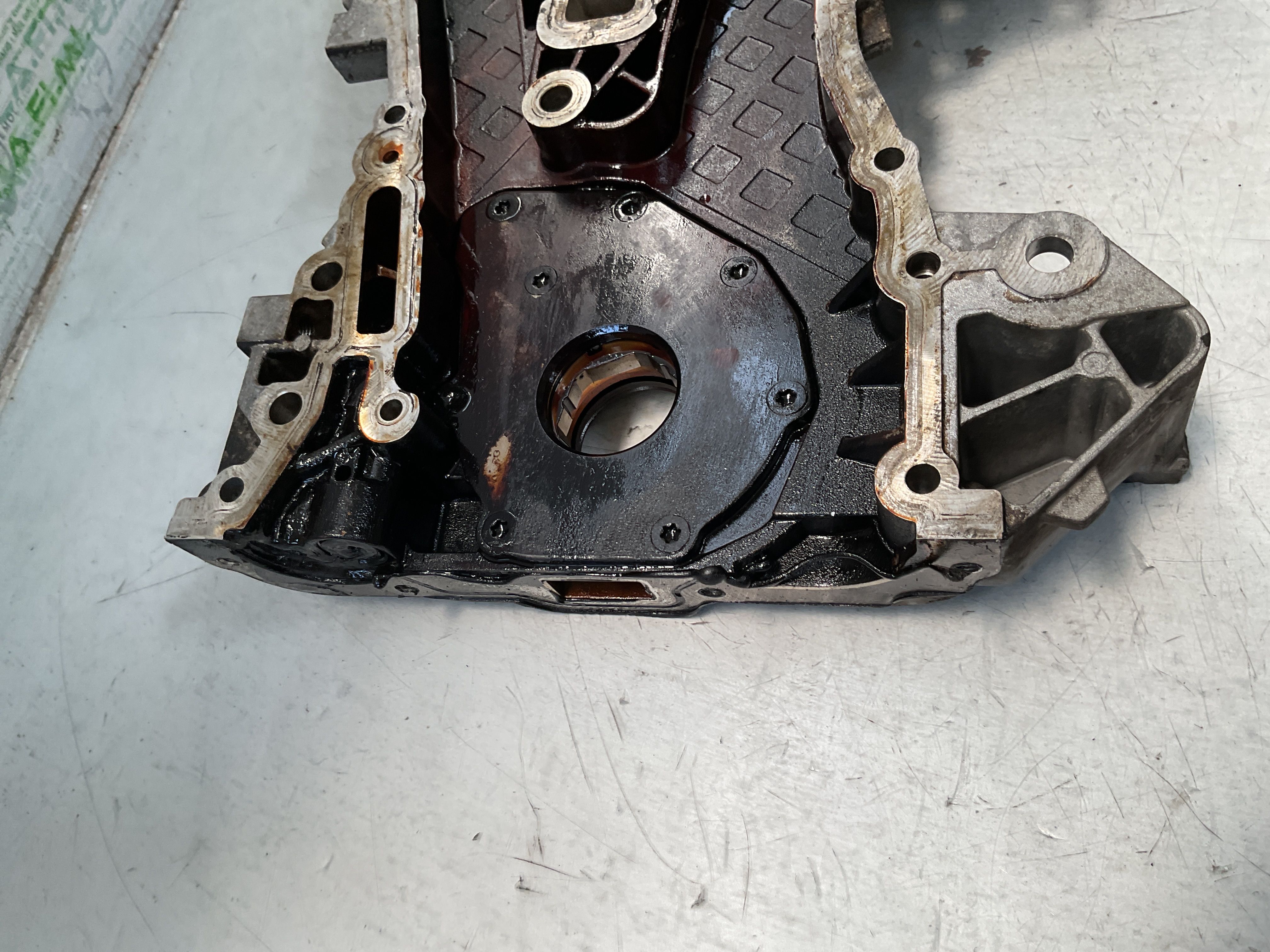 POMPA OLIO MOTORE CON CARTER DISTRIBUZIONE OPEL Corsa E 3° Serie ...