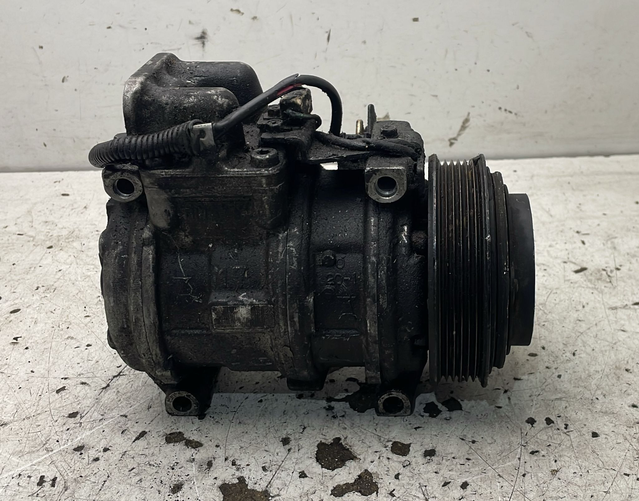 COMPRESSORE ARIA CONDIZIONATA CLIMA A/C MERCEDES Classe S W126 2° Serie ...