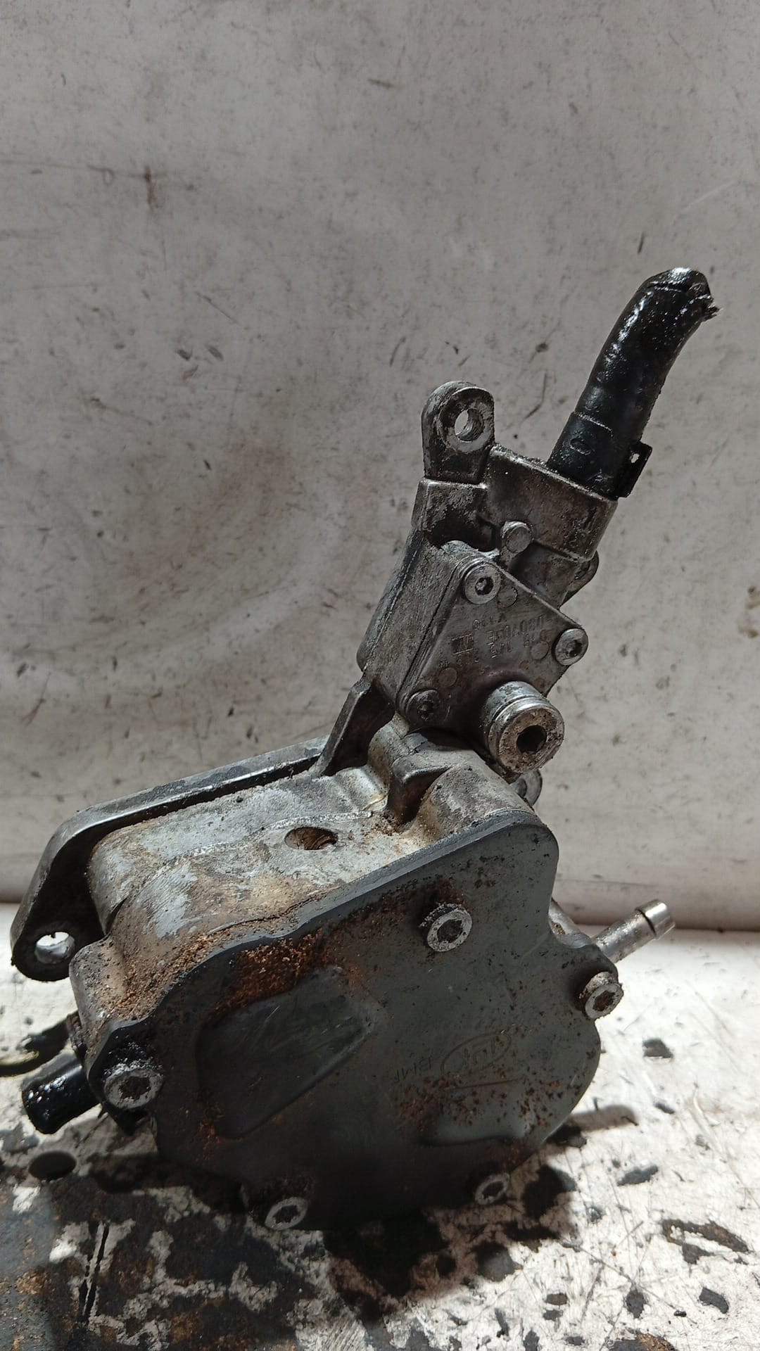 POMPA A VUOTO VOLKSWAGEN Polo 4° Serie 038145209N benzina 1400 (01>09)
