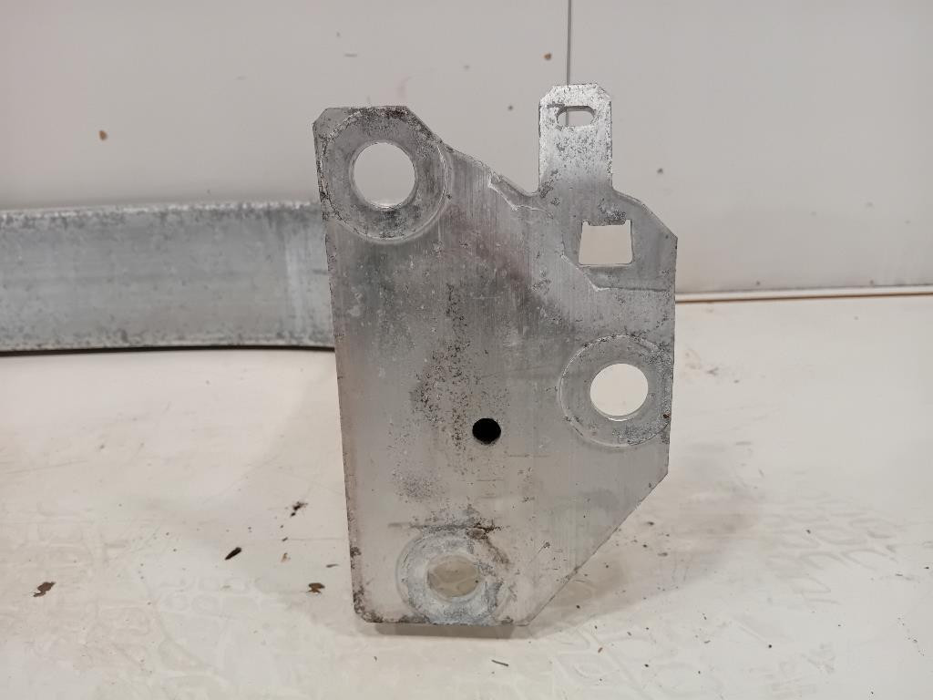 TRAVERSA PARAURTI ANTERIORE RENAULT Captur Serie 752107246R K9K639 (13>)