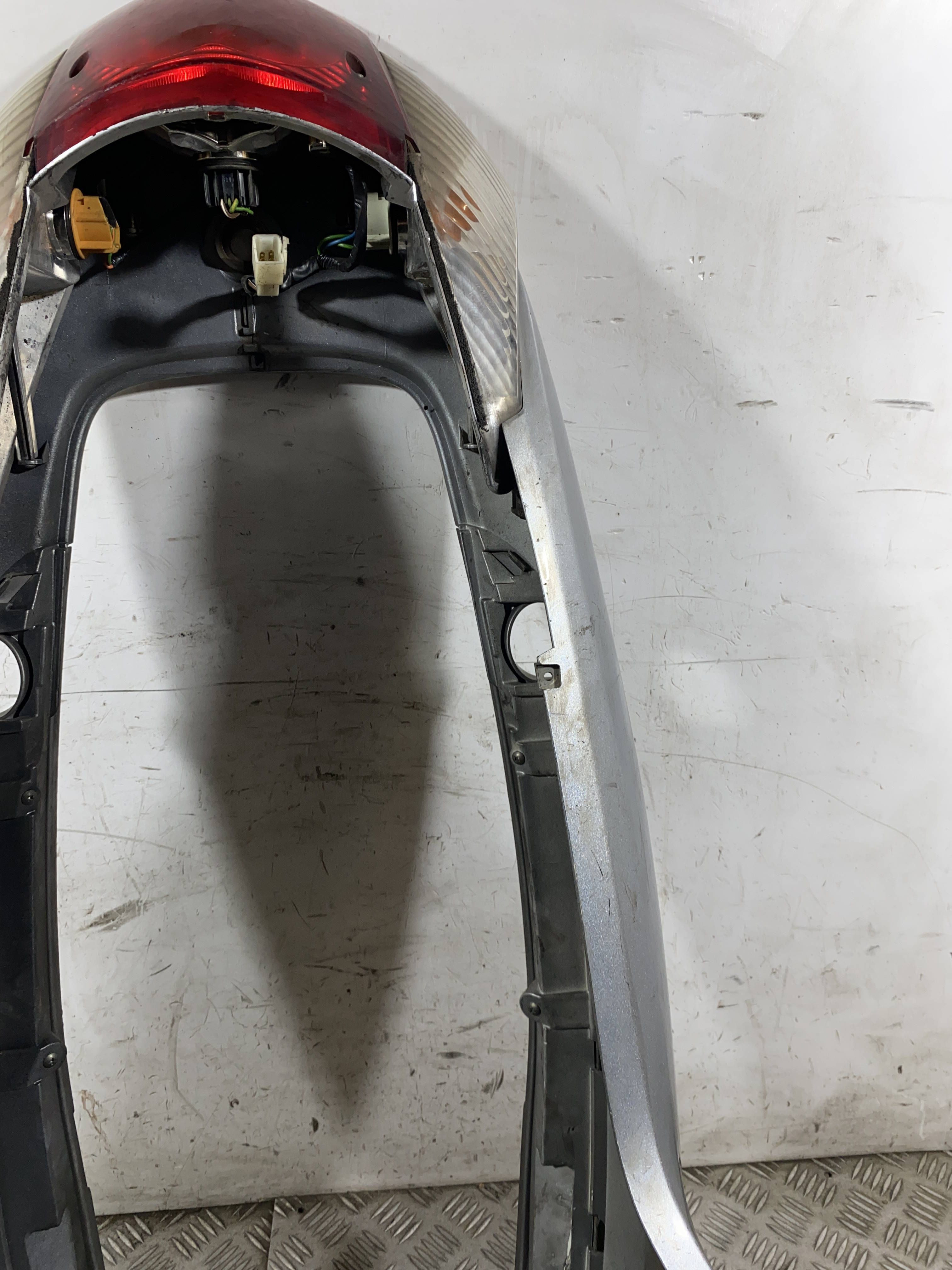 CARENA HONDA SH 150cc benzina 150 (10>)