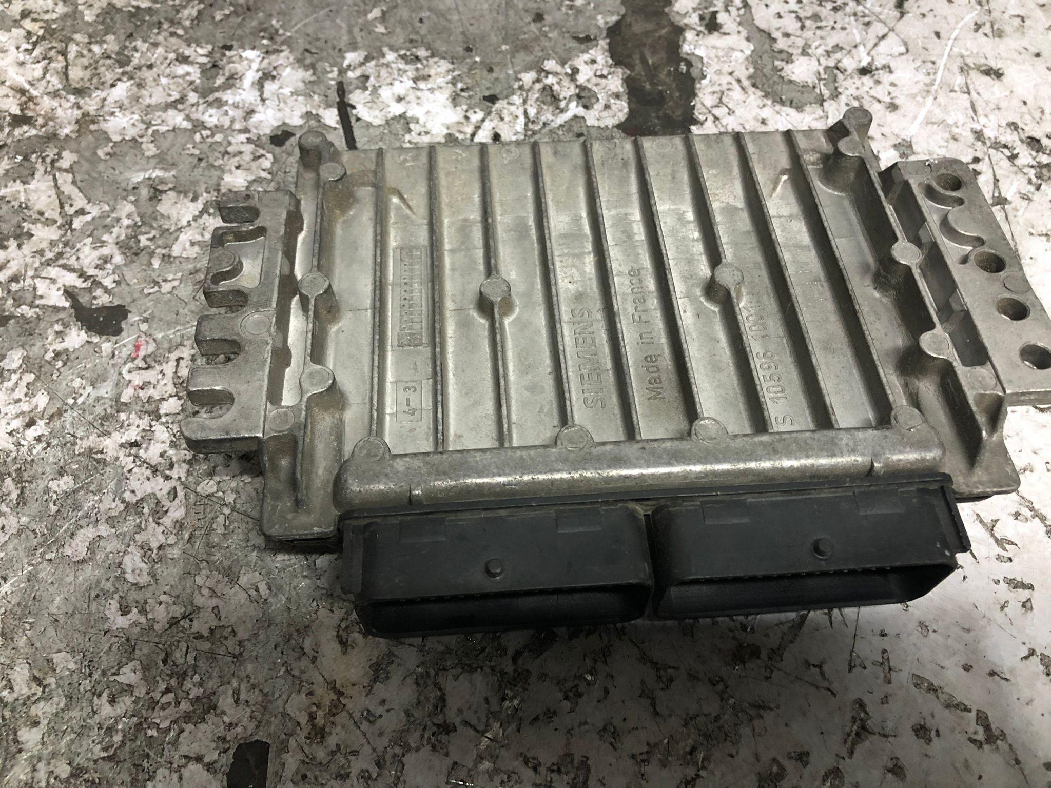 CENTRALINA MOTORE RENAULT Scenic 3° Serie 8200059086 K4M T7 Benzina ...