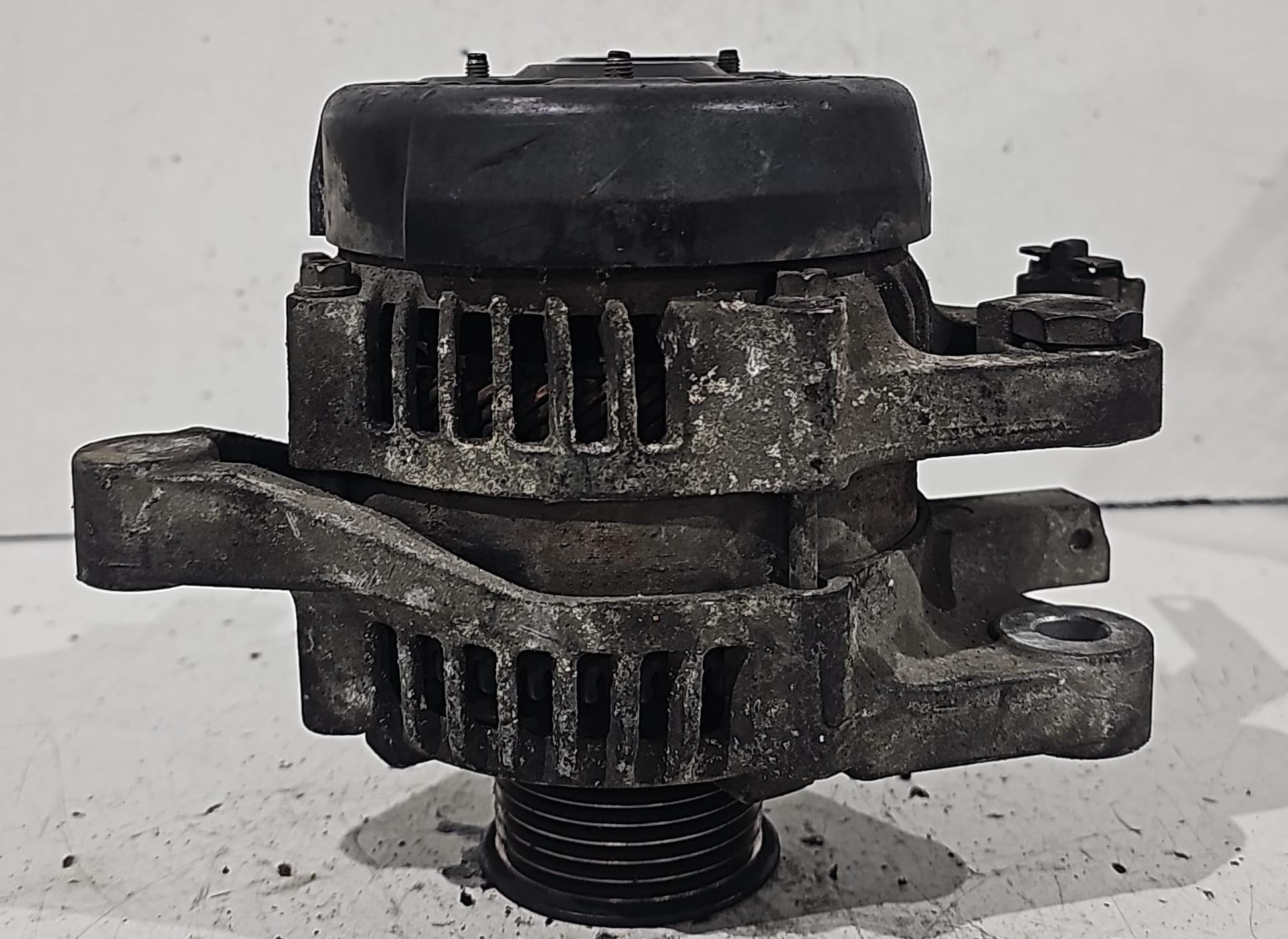 ALTERNATORE TOYOTA Yaris Serie 27060-0Y030 benzina 1300 (08>11)