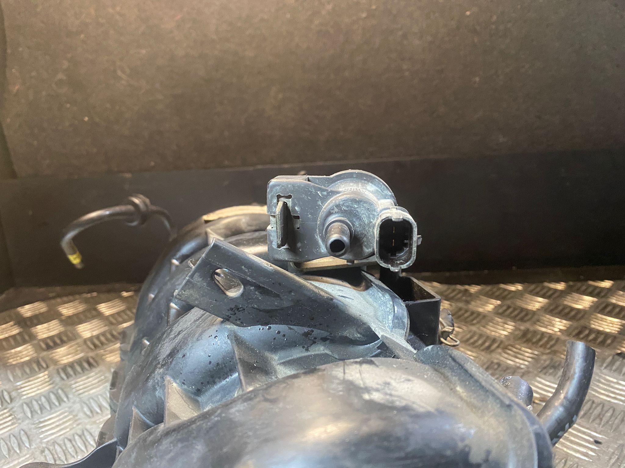 COLLETTORE ASPIRAZIONE OPEL Corsa D 5P 2° Serie A 12 XER Benzina 1200 (11>)