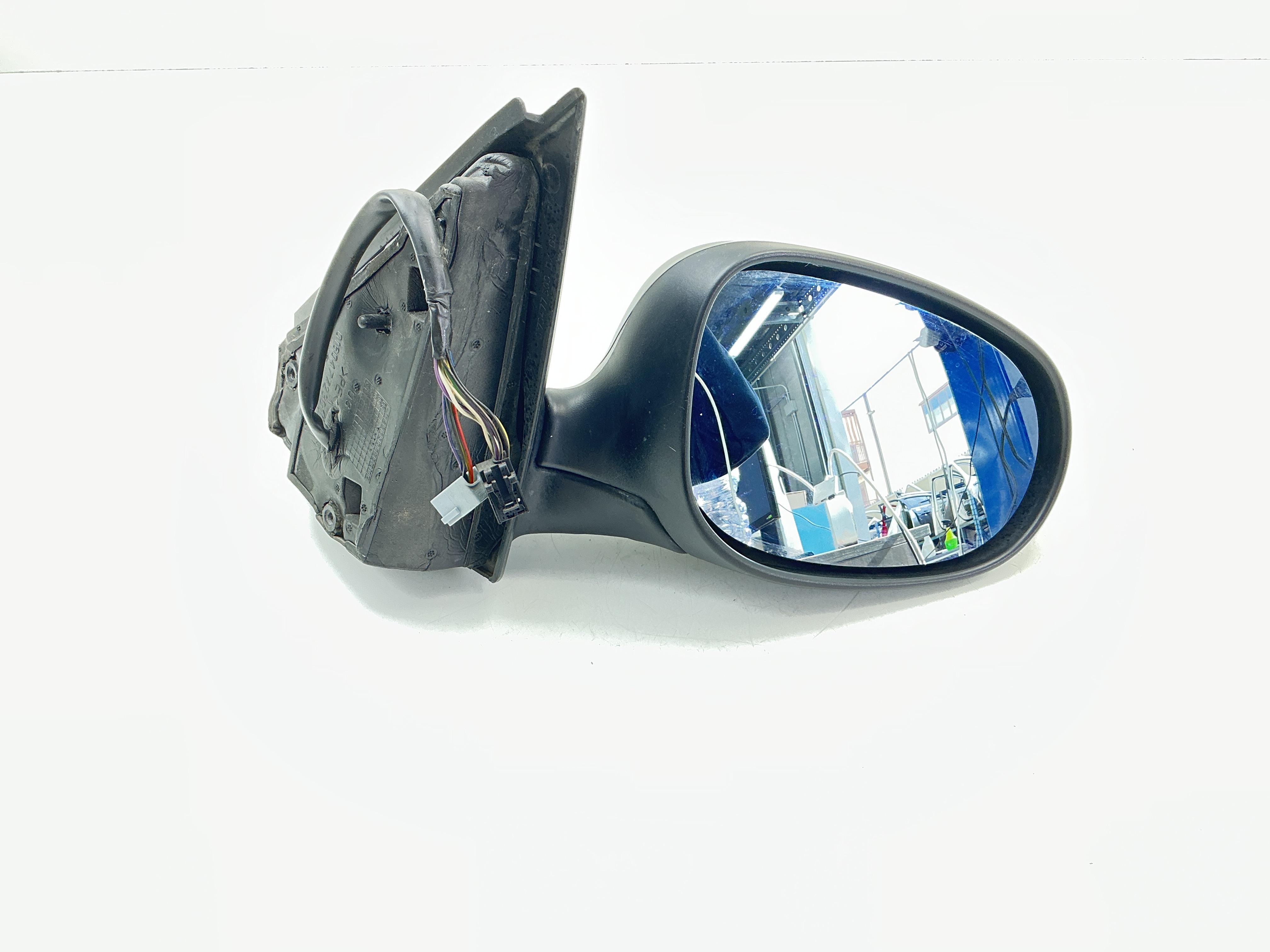 SPECCHIETTO RETROVISORE DESTRO LANCIA Delta 1° Serie 735598022 (79>93)